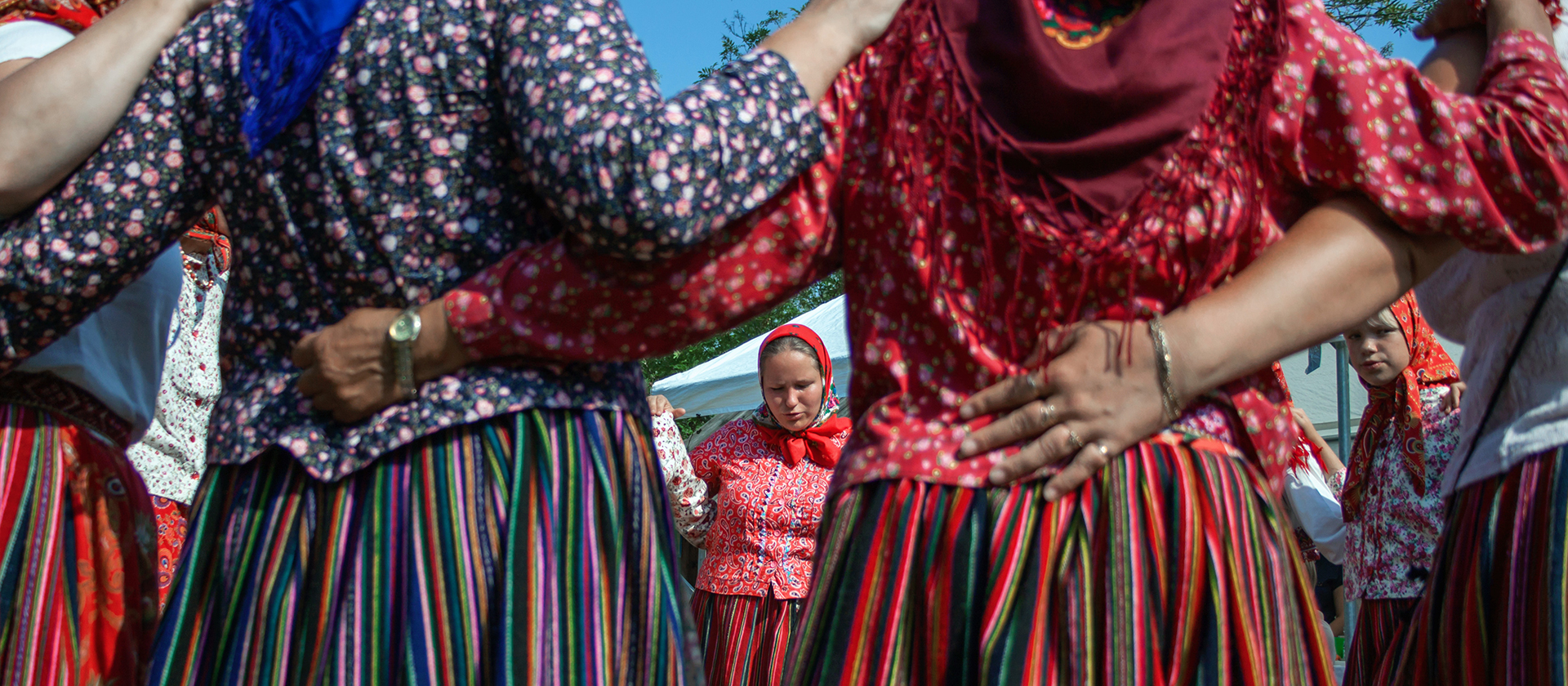 Visit Kihnu - Estonian island